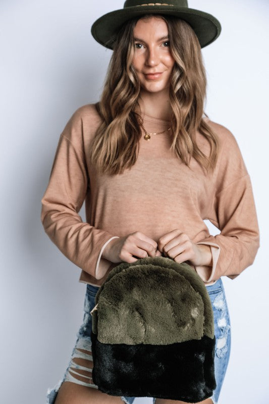 MINI TWO TONED FURRY BACKPACK — E2G World